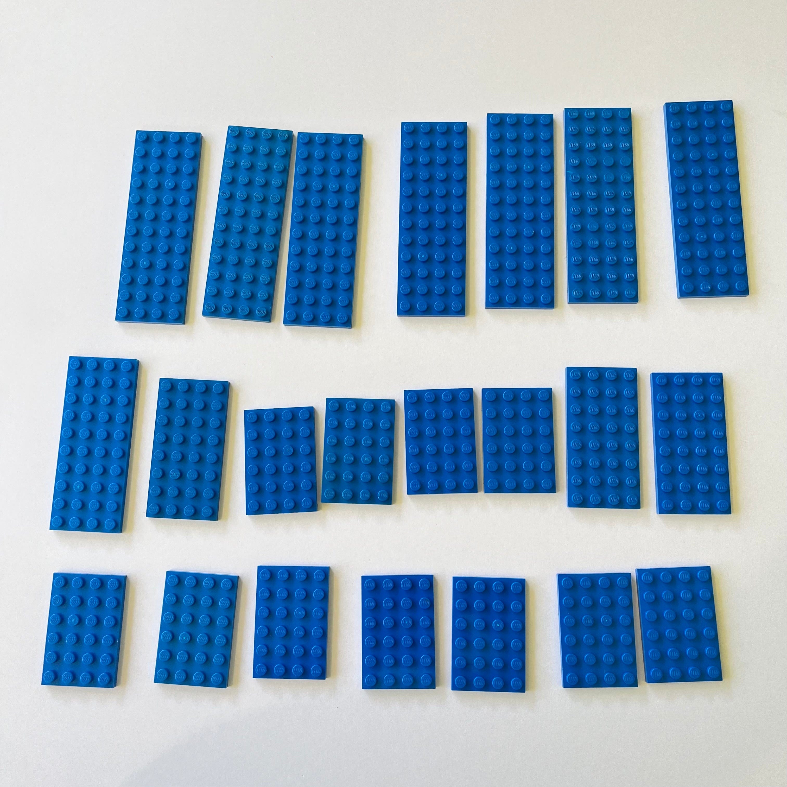 LEGO 4x Mixed Plates, Blue, 22 Pieces – Brick Cycle