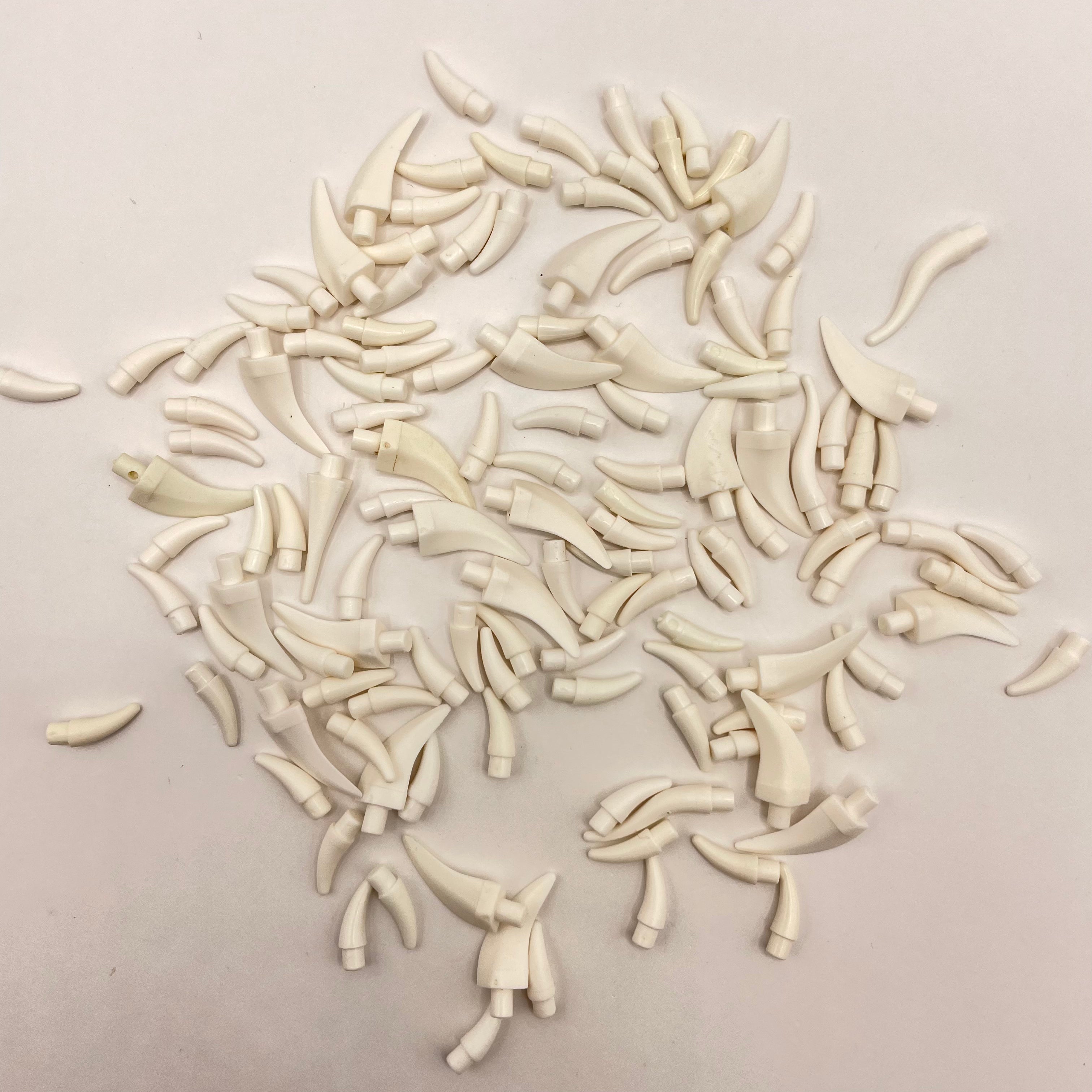 LEGO Horns and Spikes, White, 120 Pieces – Brick Cycle