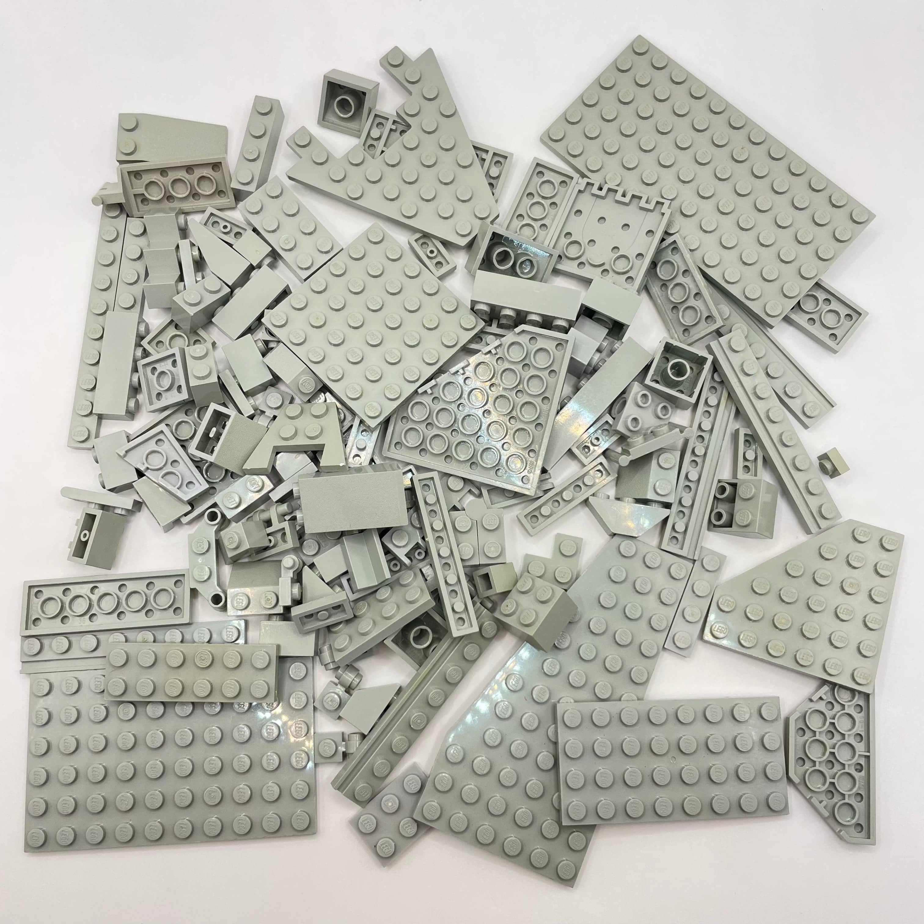 LEGO Mixed Pieces, Old Light Grey, Approx. 150g – Brick Cycle