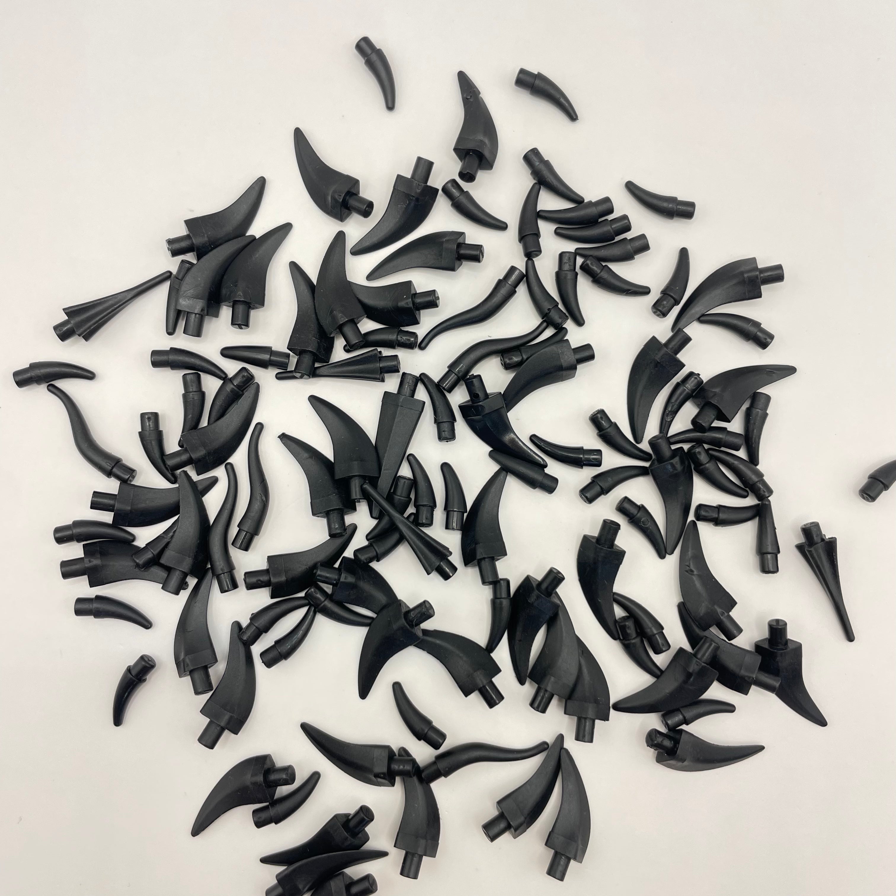 LEGO Horns and Spikes, Black, 120 Pieces – Brick Cycle
