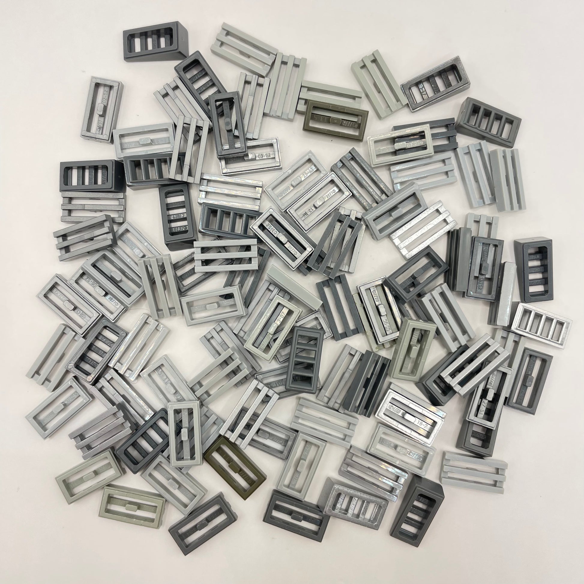 LEGO Grills, Grey and Silver, 100 Pieces – Brick Cycle