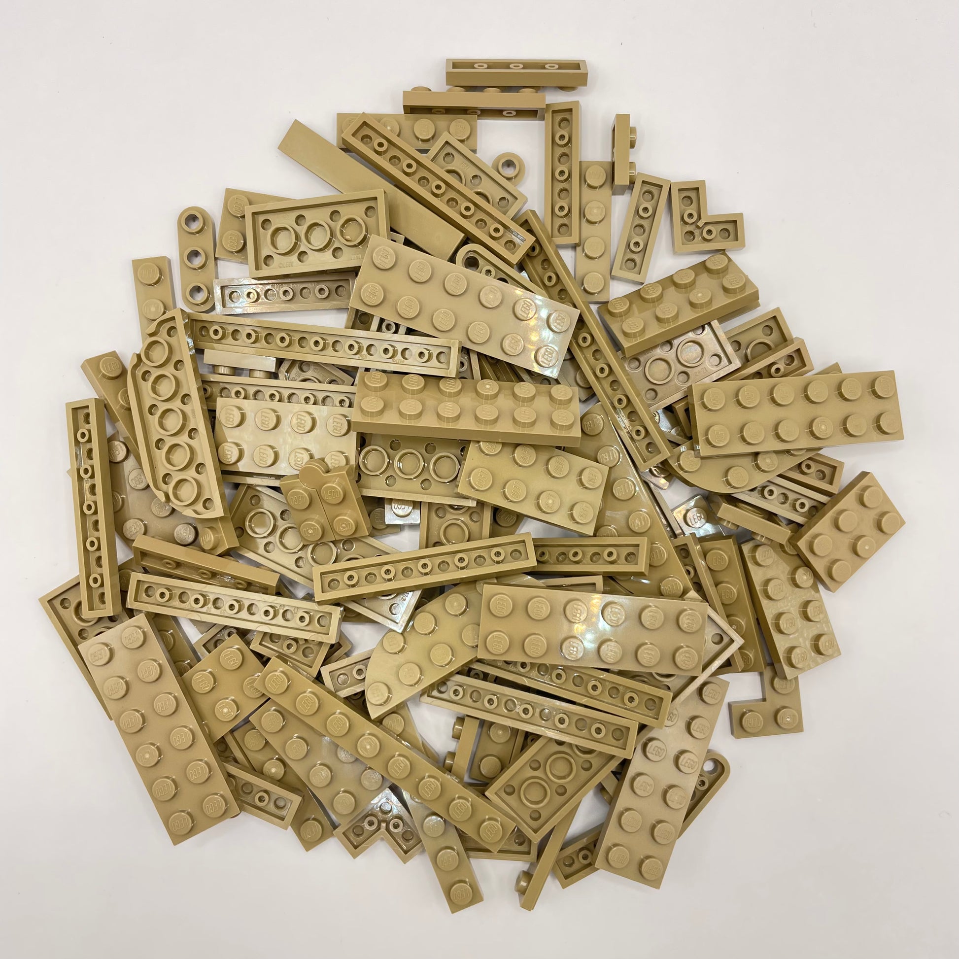 LEGO Small Plates, Dark Tan, Approx. 95g – Brick Cycle